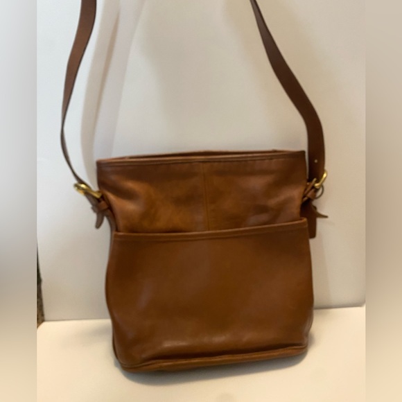 Coach | Bags | Coach Soho Bleeker Slim Bucket Brown Bag Vintage E6c453 ...